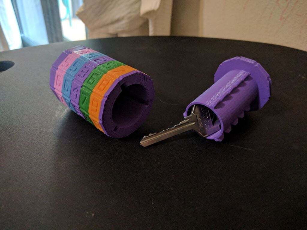 3D print Combination Safe 00 (Cryptex)・Cults