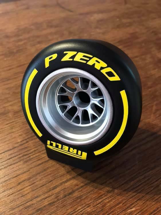 🎲 F1 tyre and rim・Free STL File for ・Cults
