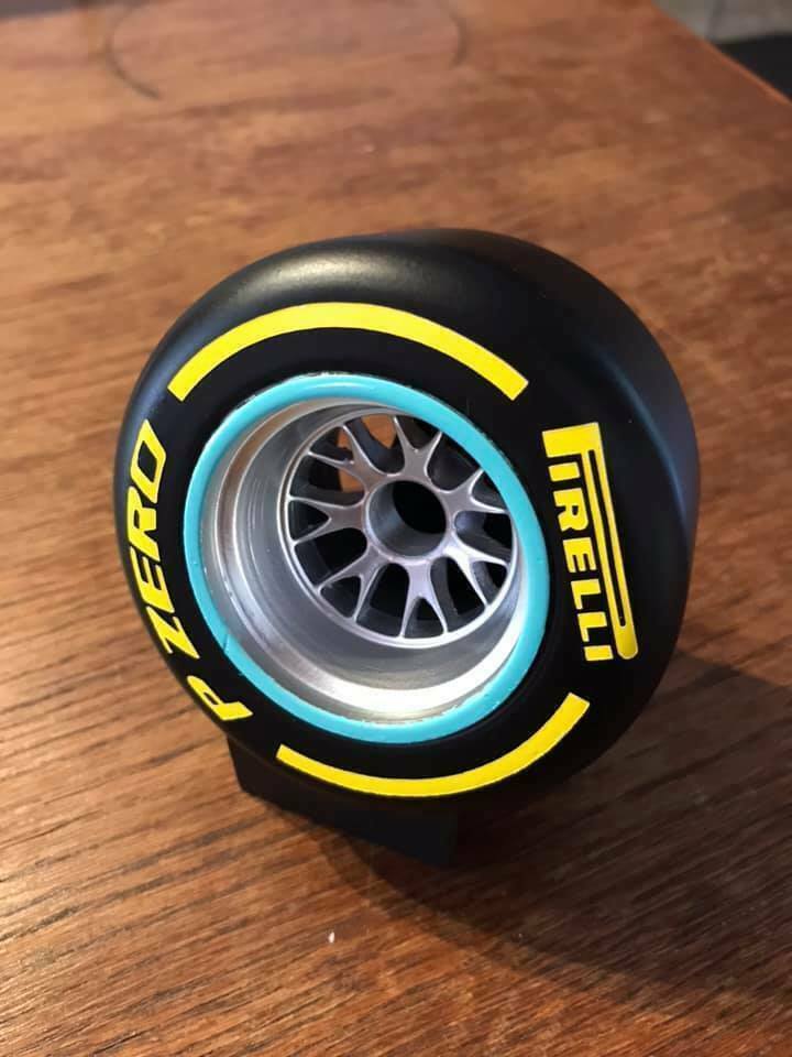 免费 STL 文件 F1 tyre and rim 🎲 ・可下载 3D 打印设计・Cults