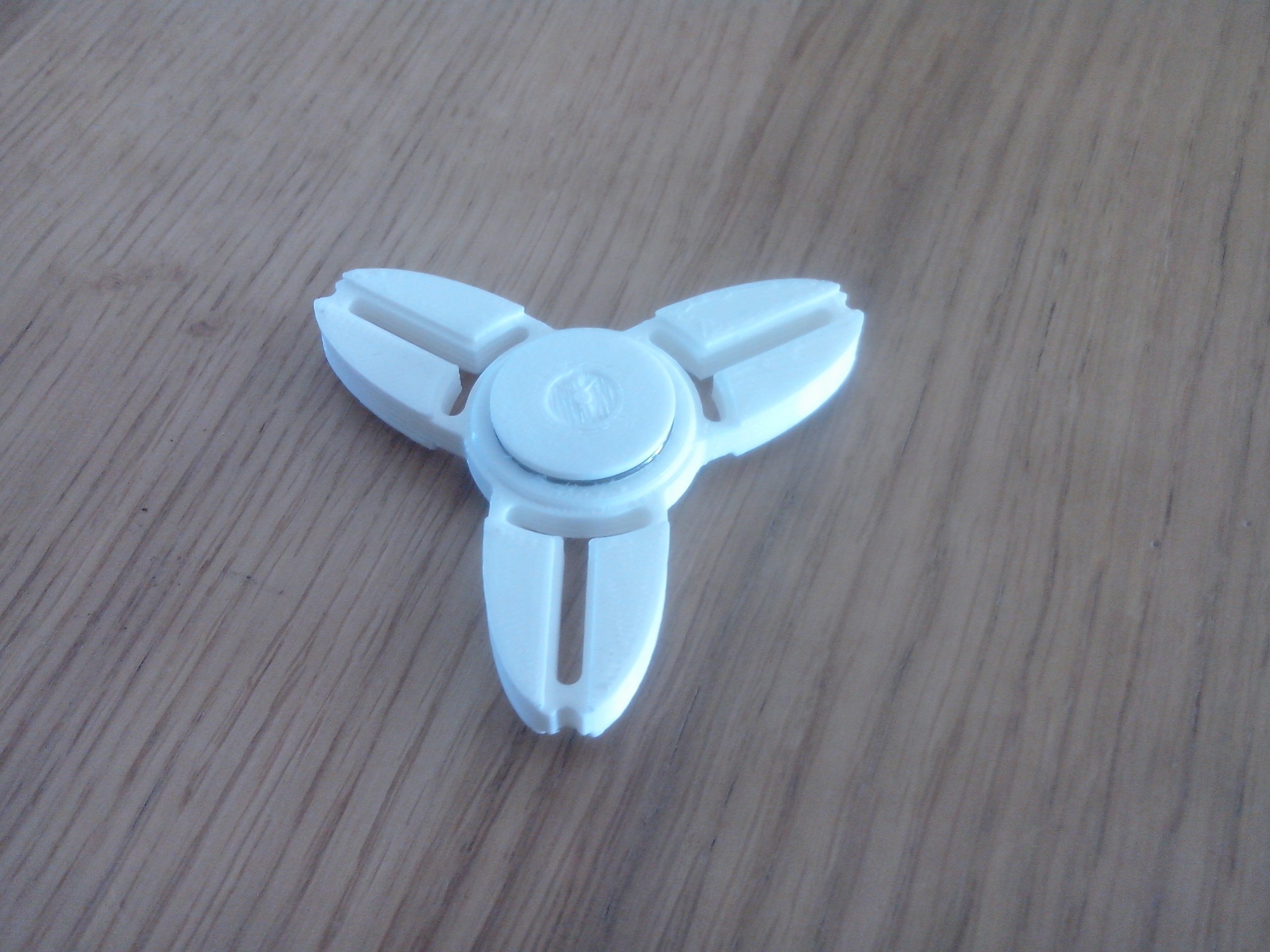 Fichier STL gratuit hand spinner disign ・Modèle pour impression 3D à ...