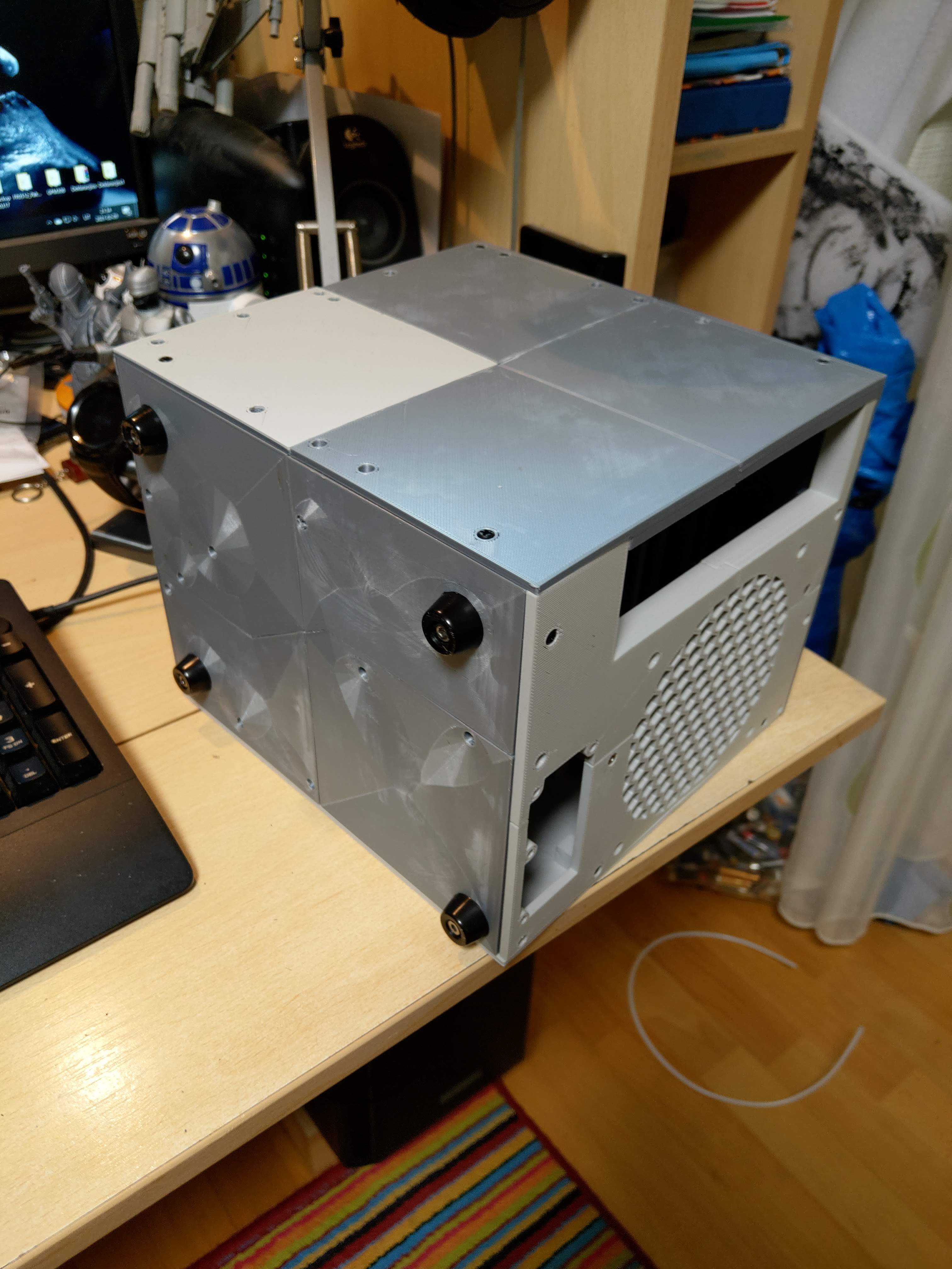 3D print Network storage for 4x3,5" bays (NAS)・Cults