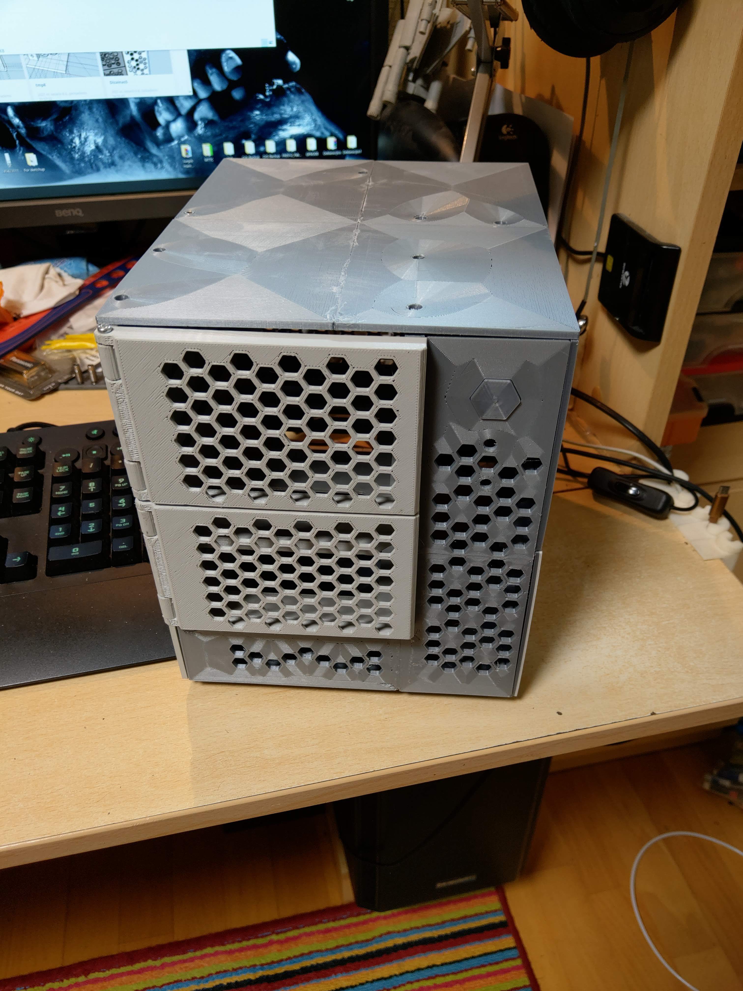 3D print Network storage for 4x3,5" bays (NAS)・Cults