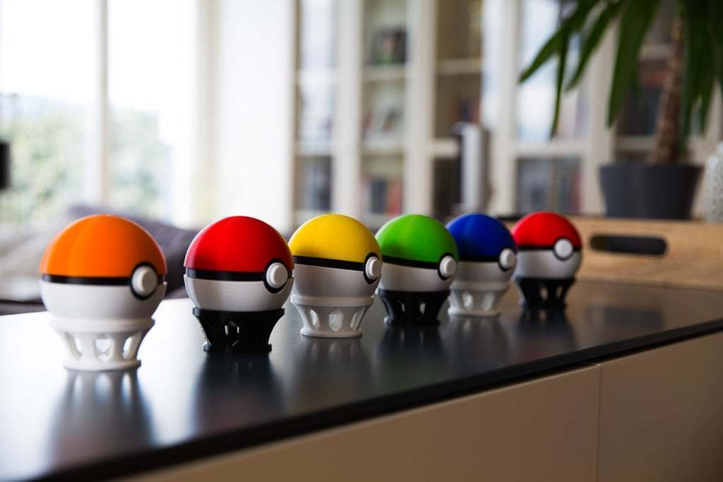 🎲 Pokeball Stand・Free STL File for ・Cults