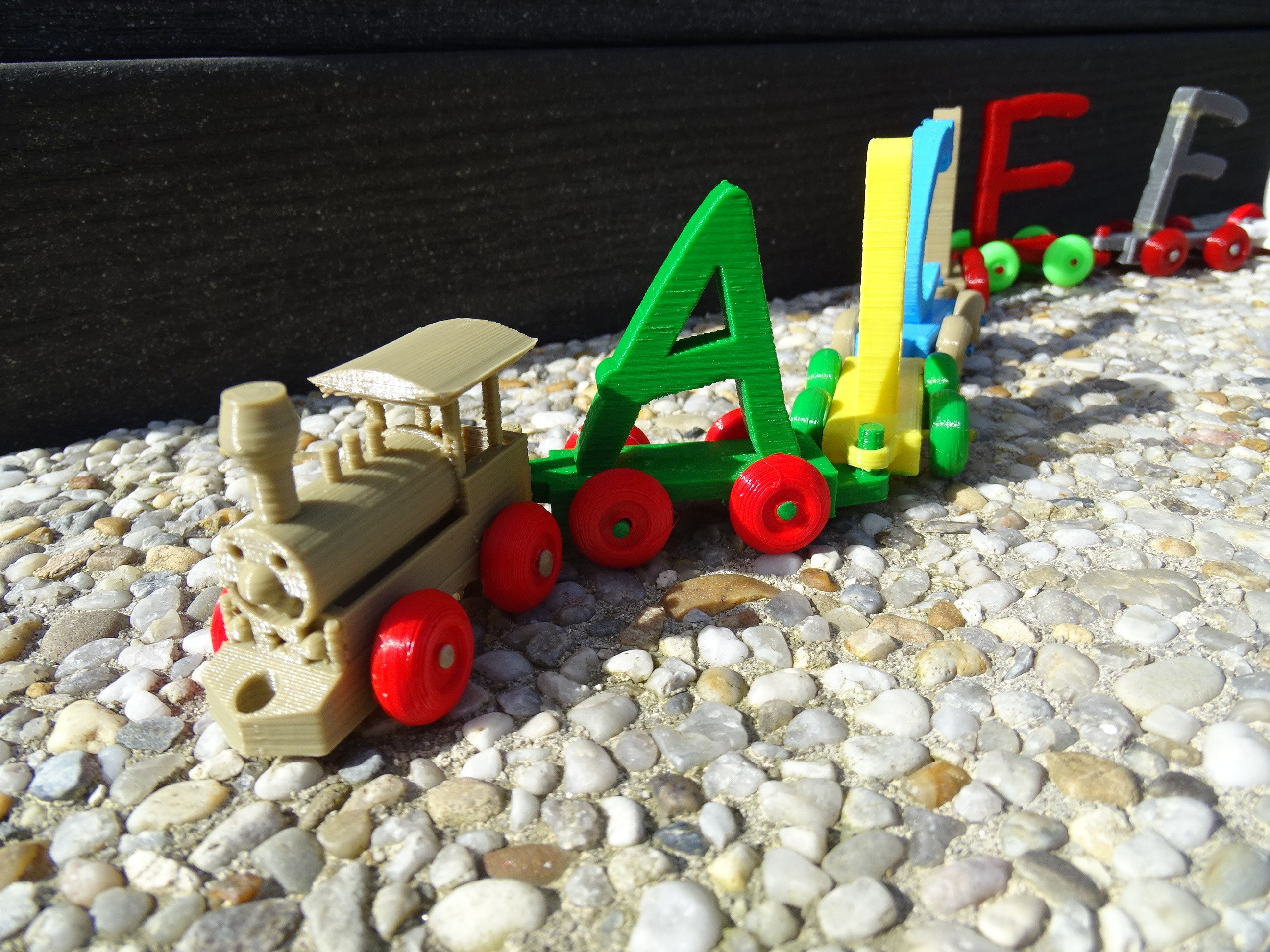 🚆 Alphabet Train・Free 3D File for ・Cults