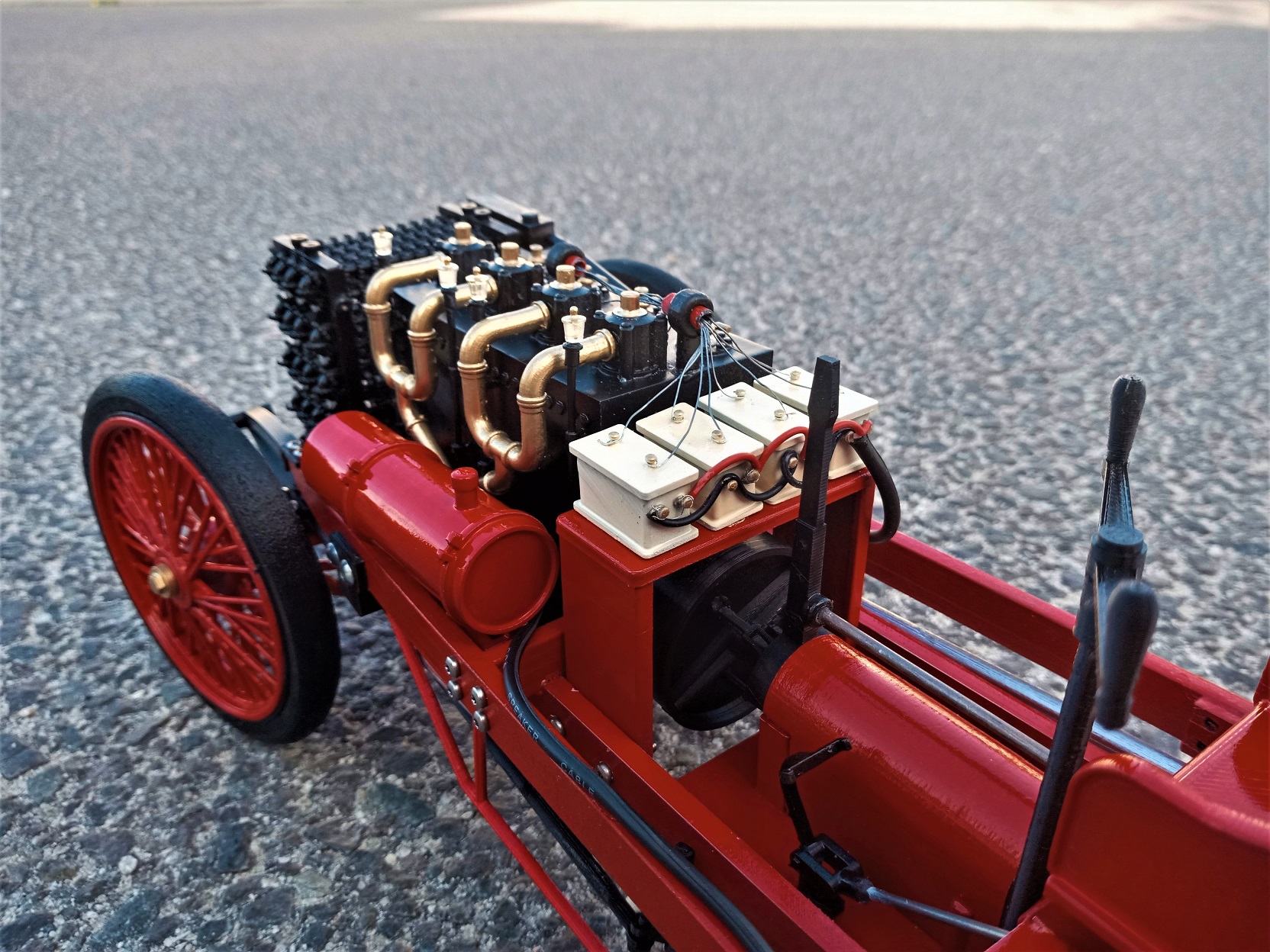 3D file Ford 999 RC model 1/10 🚙 ・3D printable model to download・Cults