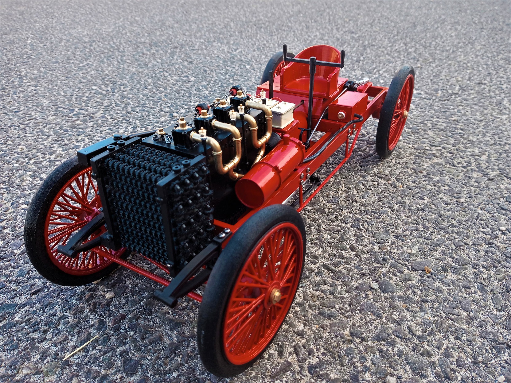 3D file Ford 999 RC model 1/10 🚙 ・3D printable model to download・Cults