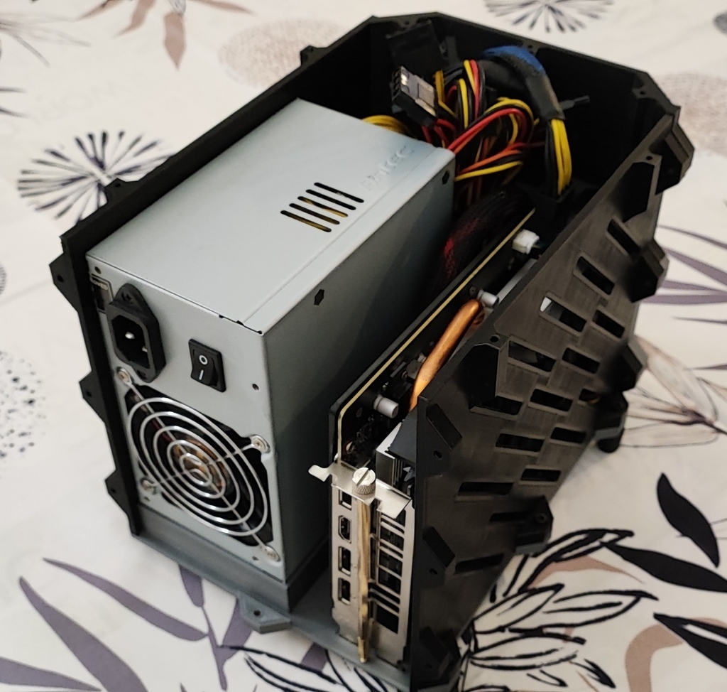 Free 3D file HJJ LINK eGPU / external GPU enclosure 🔗 ・3D printer ...