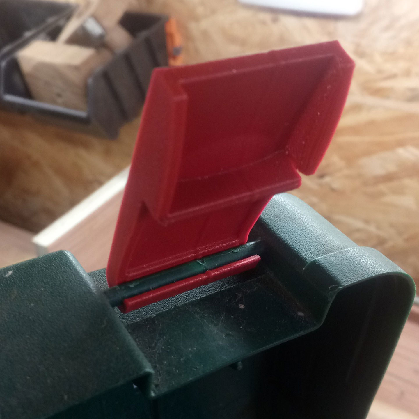 Free STL file BOX CLOSURE BOSCH 📦・3D printable model to download・Cults