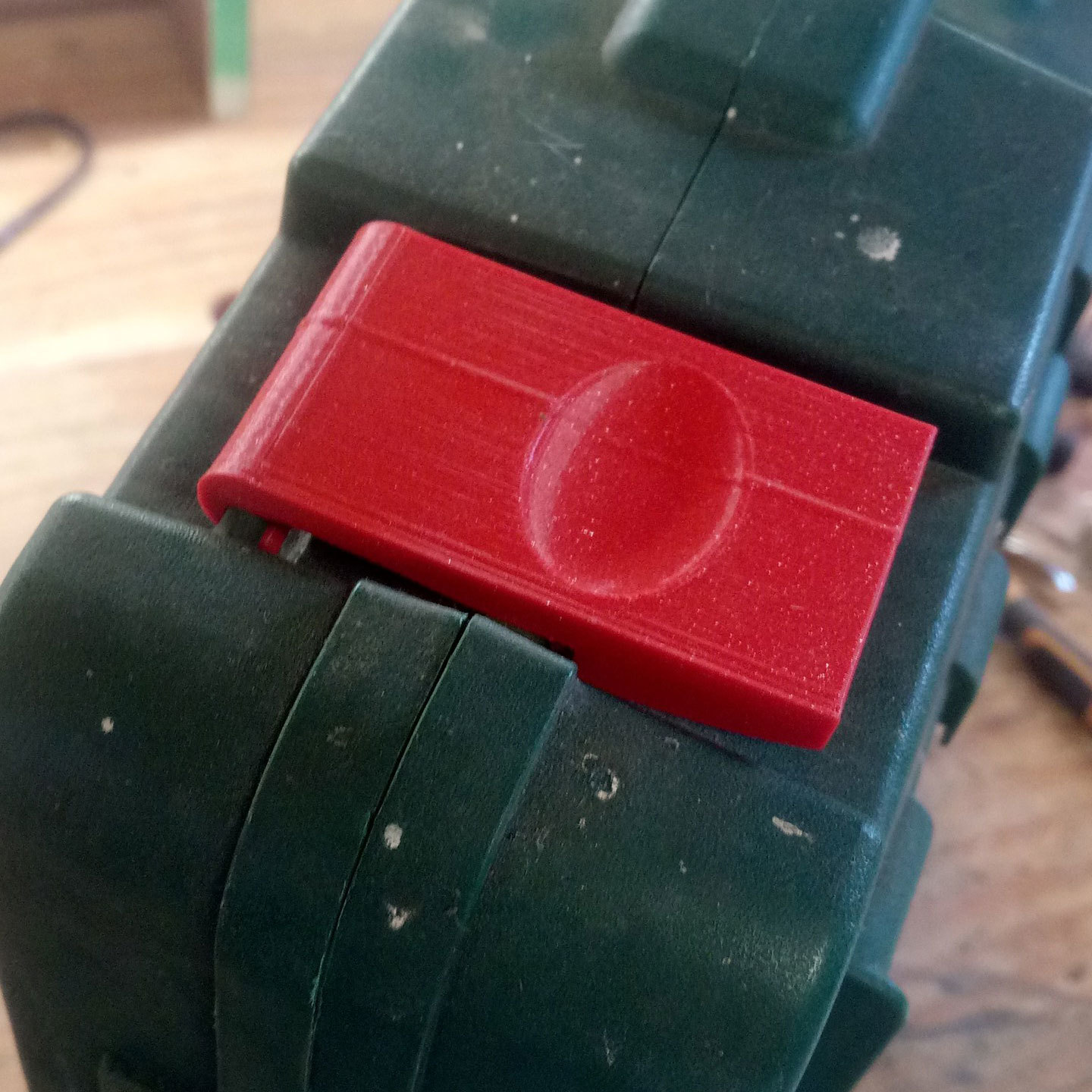 Free STL file BOX CLOSURE BOSCH 📦・3D printable model to download・Cults