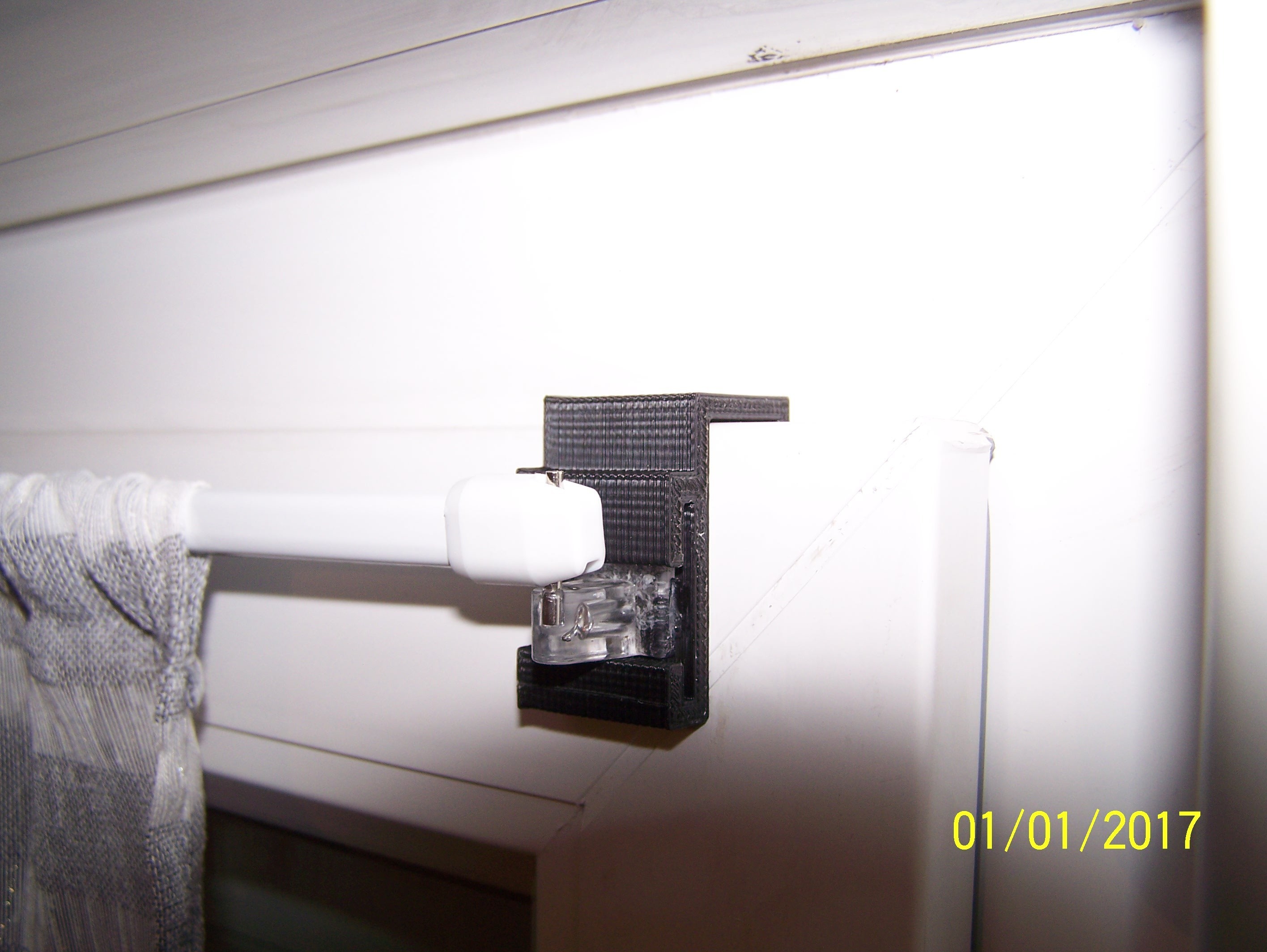 STL file Fastening for PVC window curtain supports 🪟 ・Design to ...