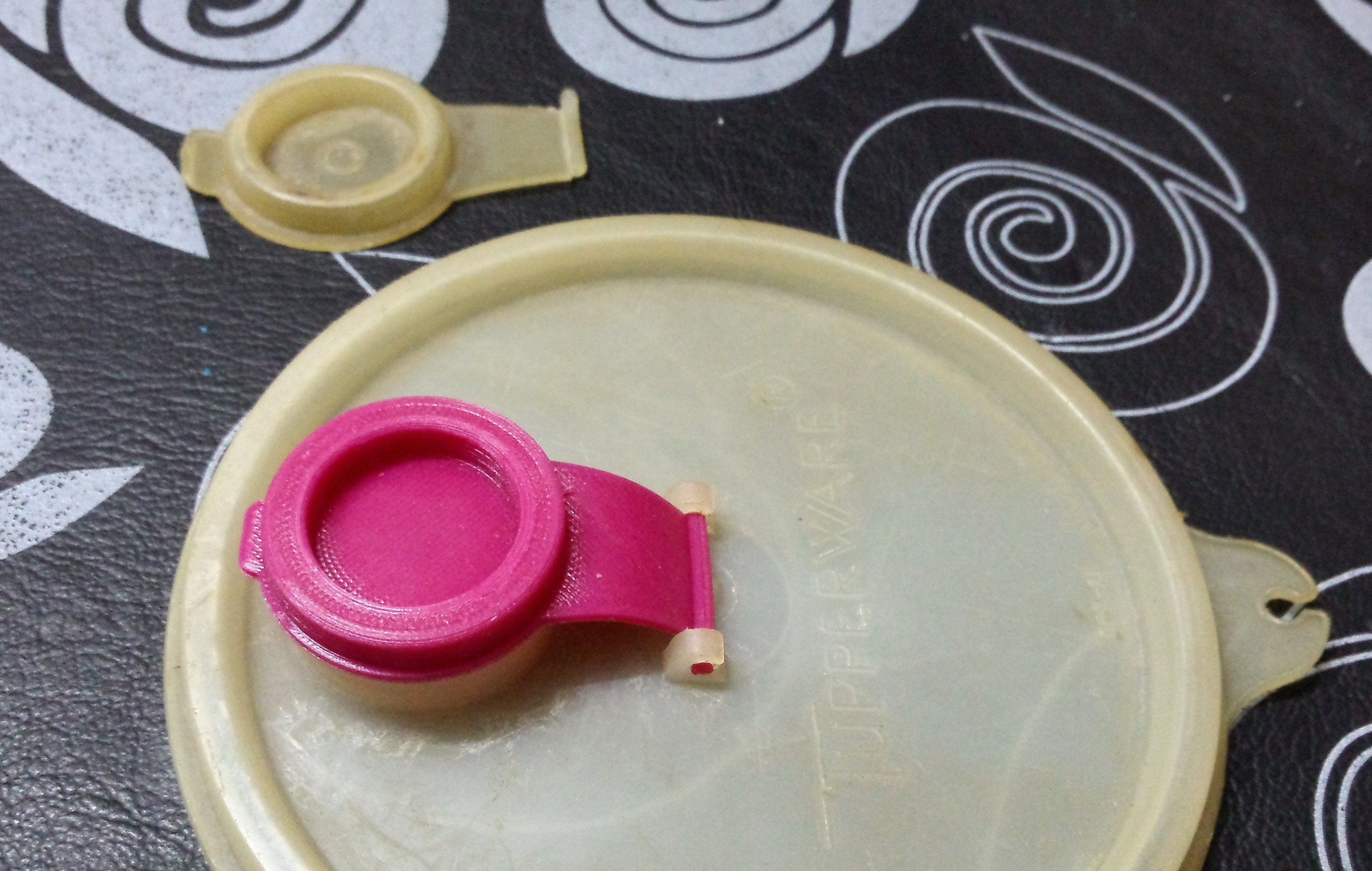 STL file Tupperware 29mm cap 🧢 ・3D printer design to download・Cults