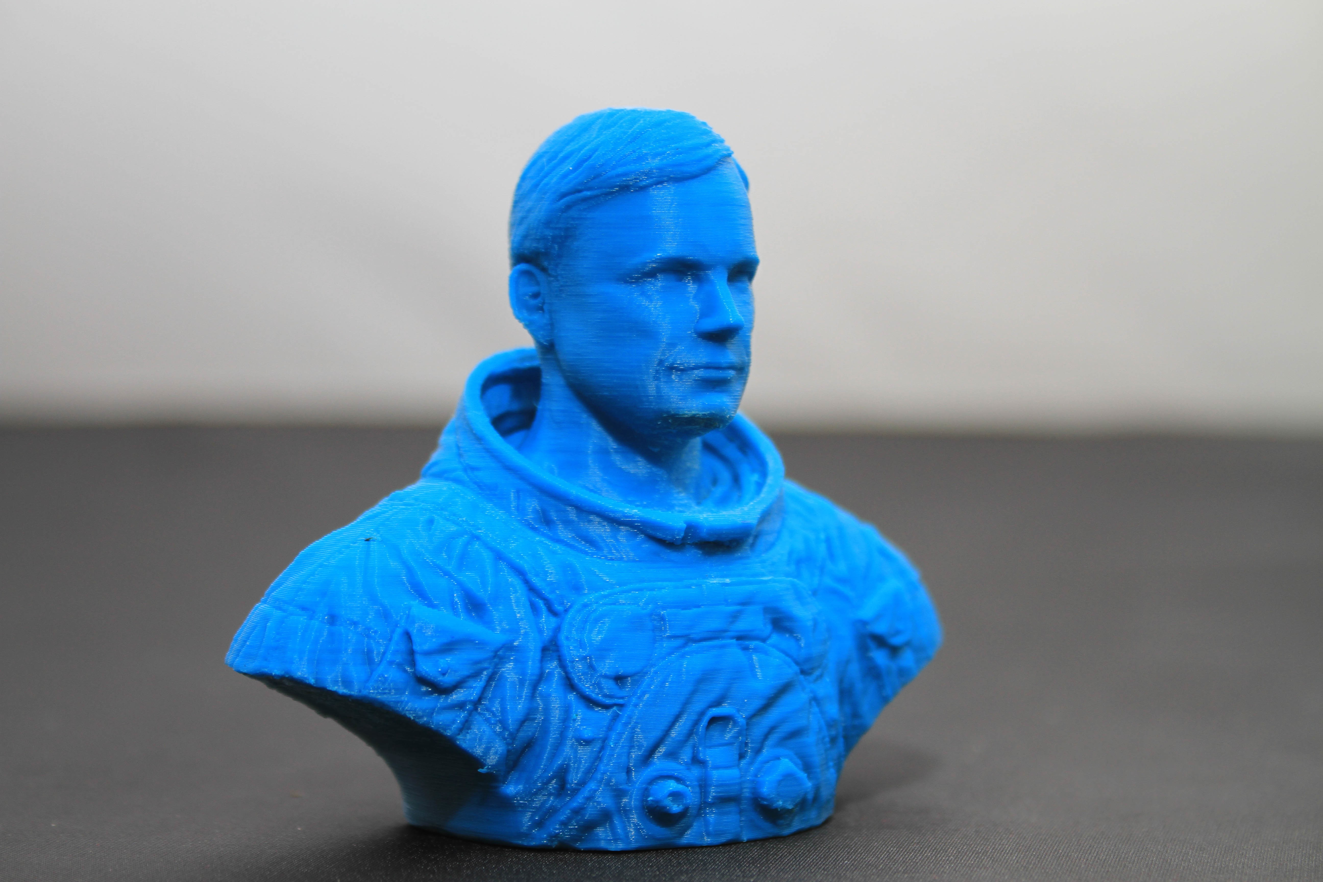 3D print Astronaut Bust • made with Colido 2.0・Cults