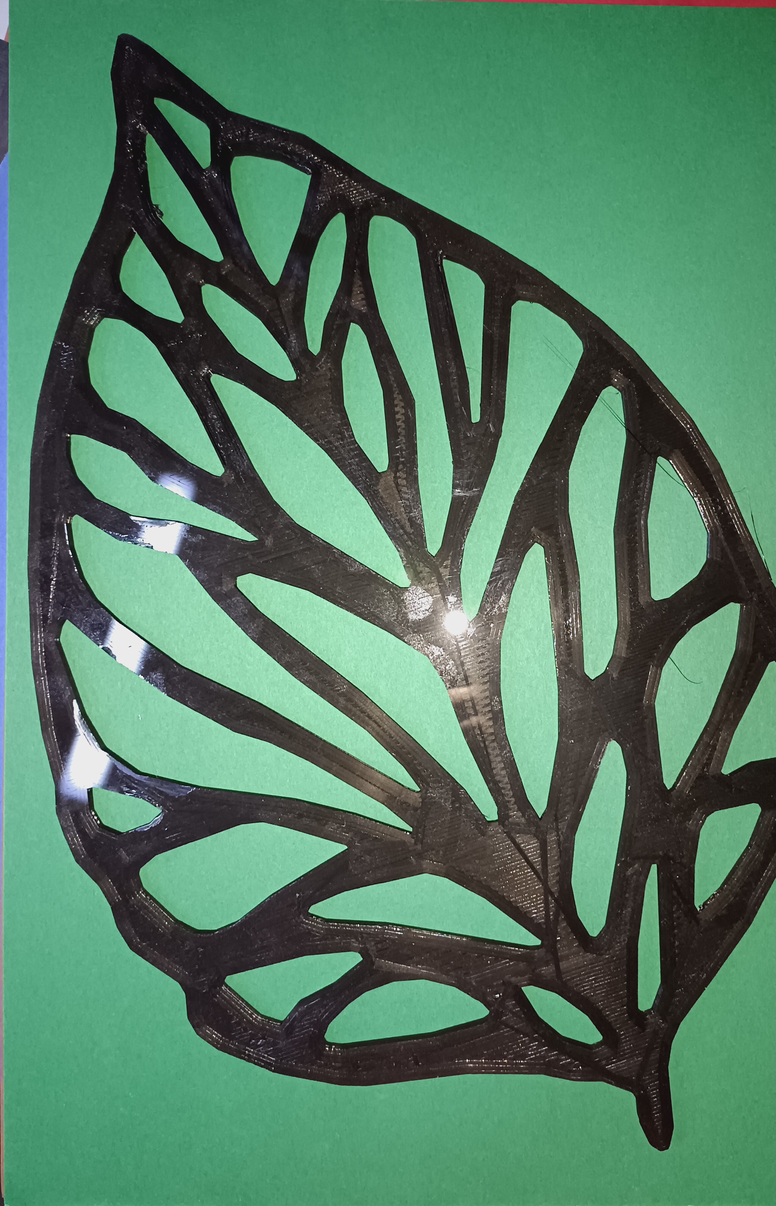 STL file Wall decoration leaf 🎨 ・3D print design to download・Cults