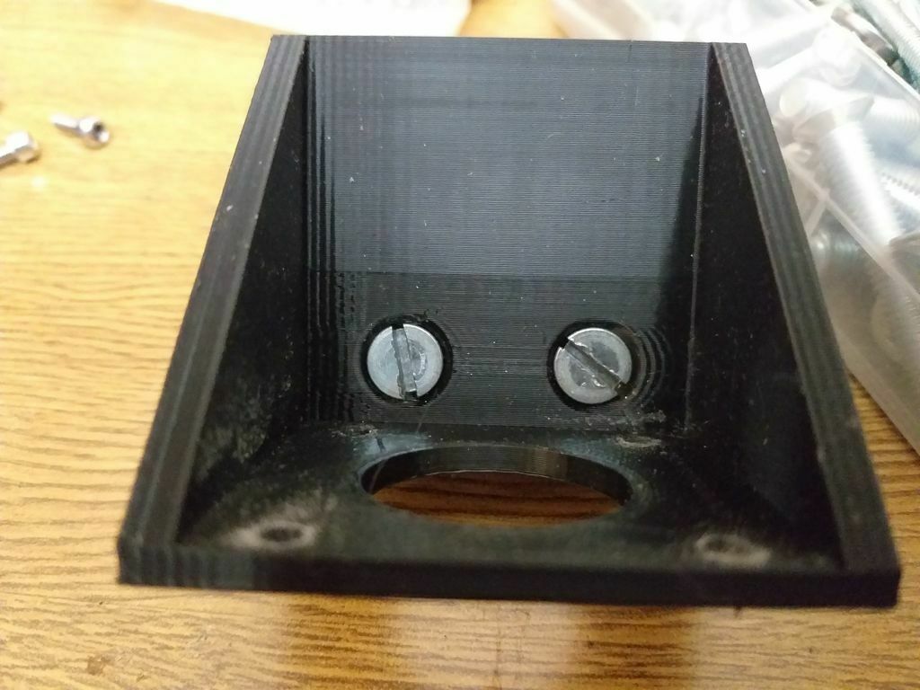 Free STL file Engine Support 🔧 ・Model to download and 3D print・Cults