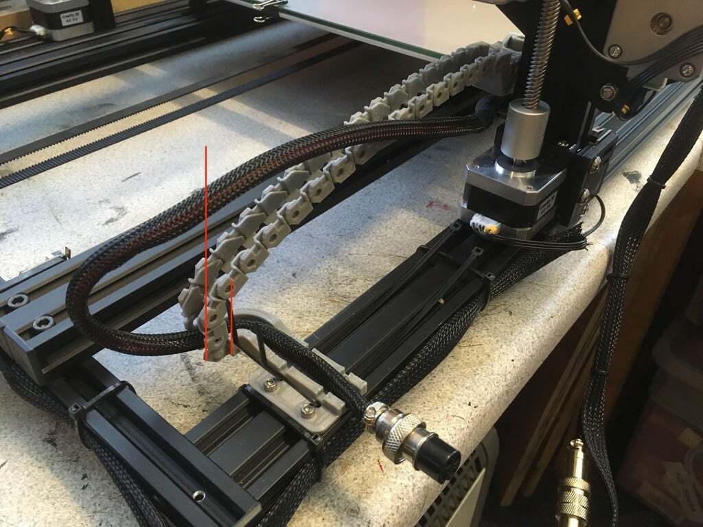 3D printing Creality CR-10S Y axis cable drag chain and Strain relief・Cults