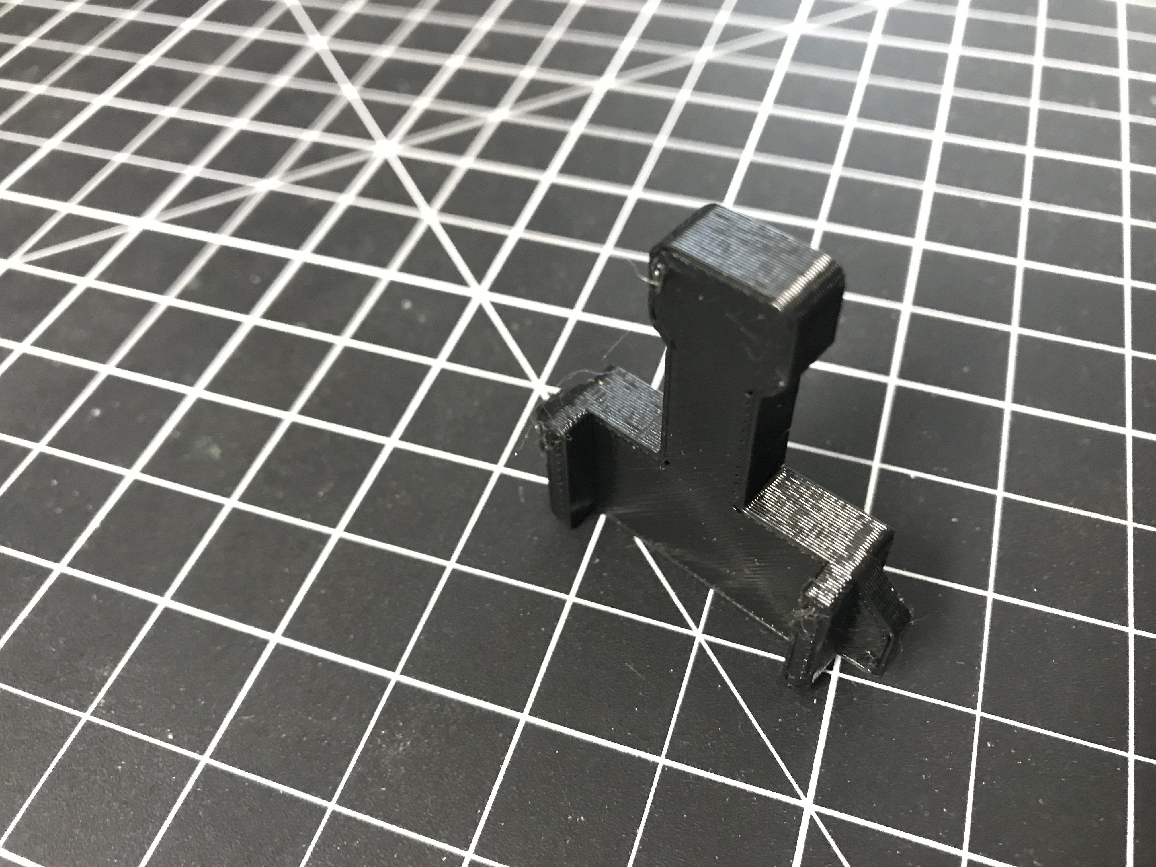 3D printed Shimano disc brake piston exposure tool・Cults