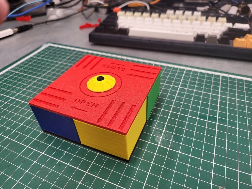 Free 3D file RevoBox 📦 ・3D printing idea to download・Cults