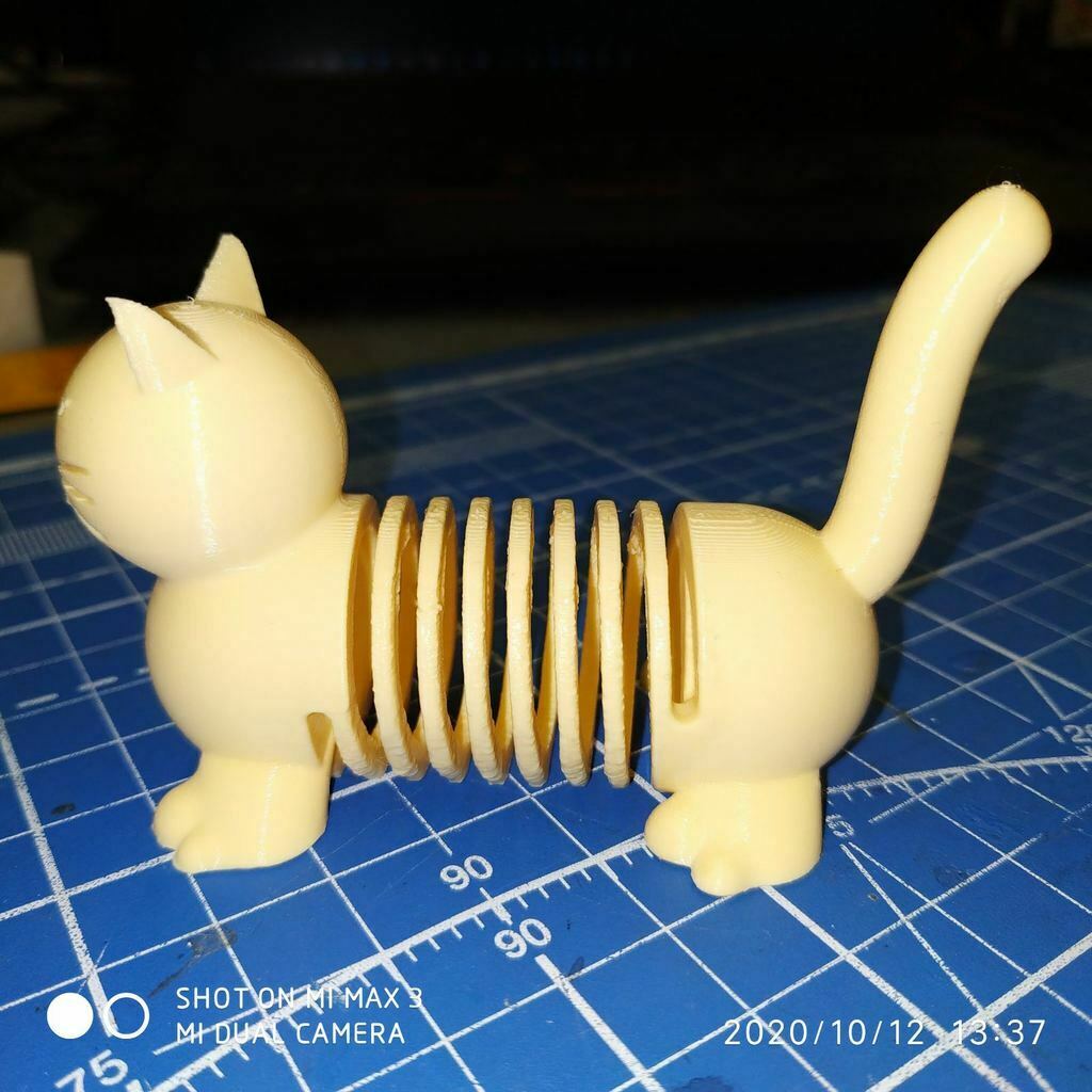 🐱 Flexy Cat - spring・Free 3D File for ・Cults