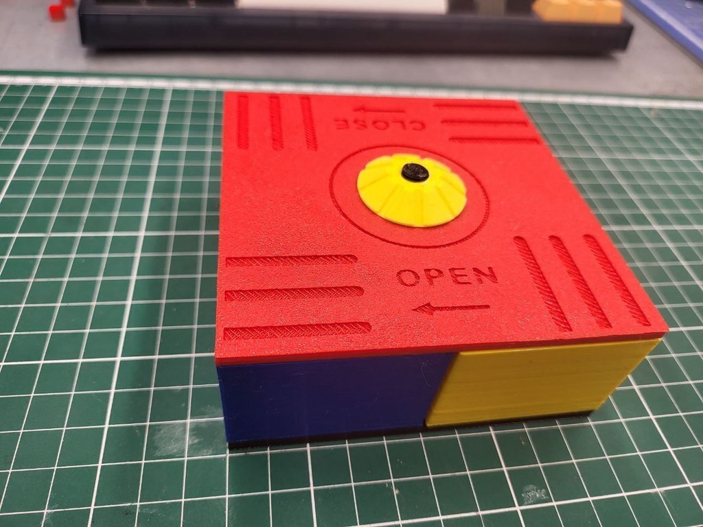 Free 3D file RevoBox 📦 ・3D printing idea to download・Cults