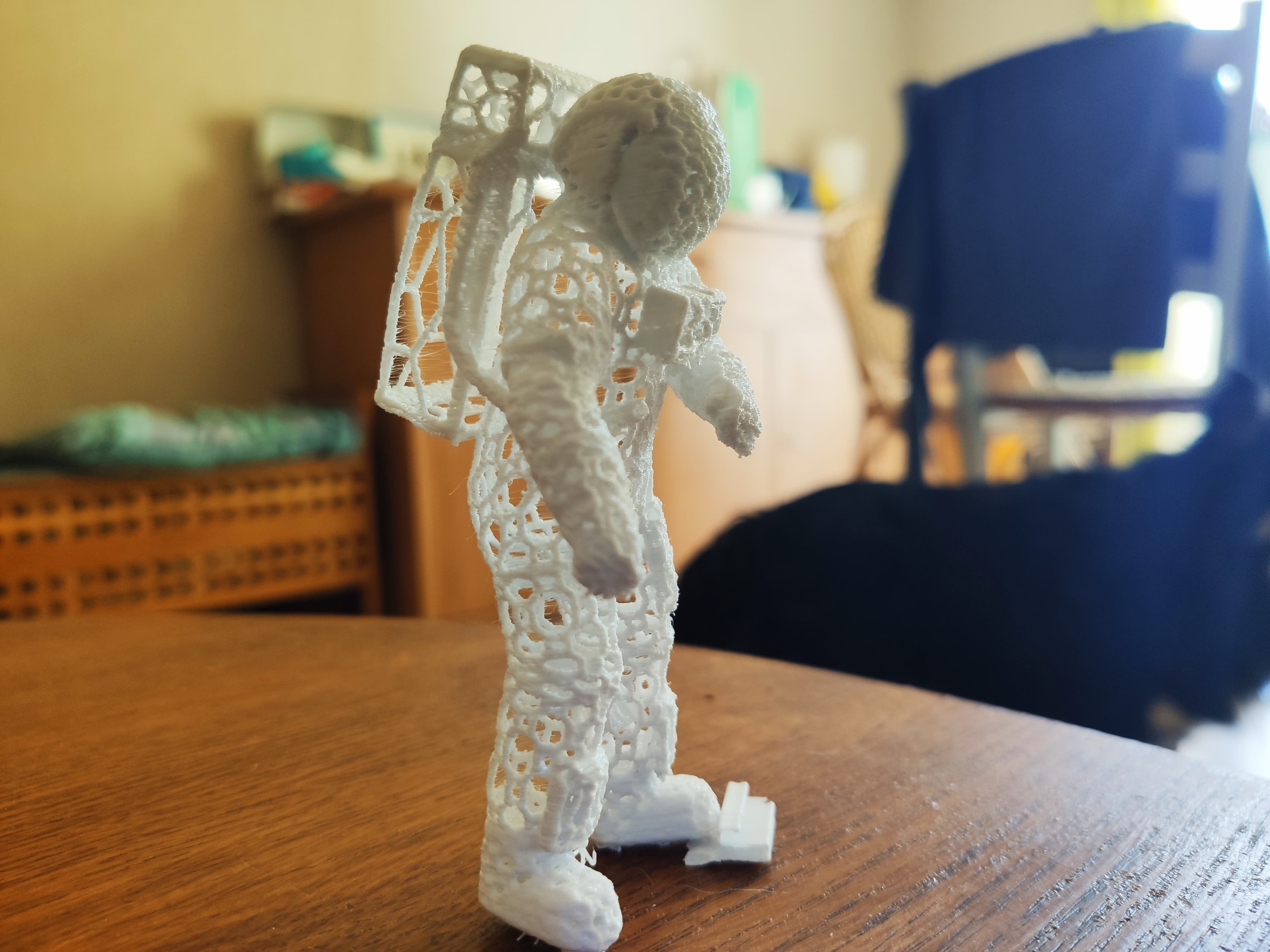 STL file Spaceman Voronoi cosmonaut 🛰 ・3D printable model to download・Cults