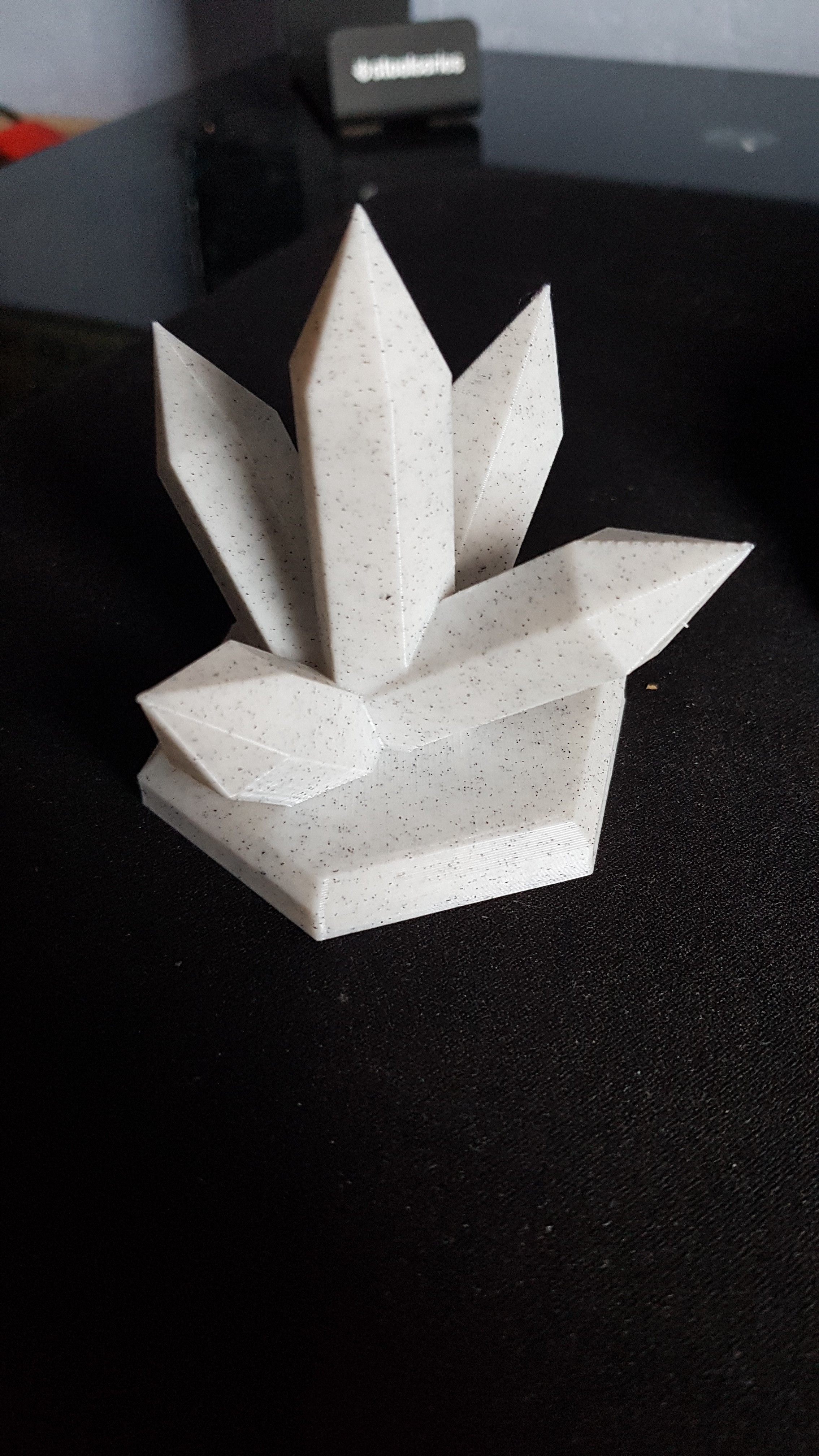 💍 Ring Holder・Free STL File for ・Cults