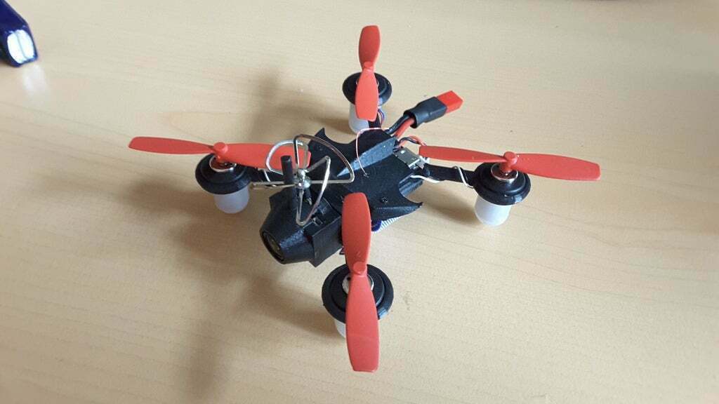 Archivo STL gratuito Micro FPV Quad-racer 2S 90mm policarbonato 🚗 ...