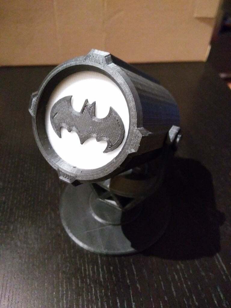 3D printable Bat-signal by LeHof・Cults