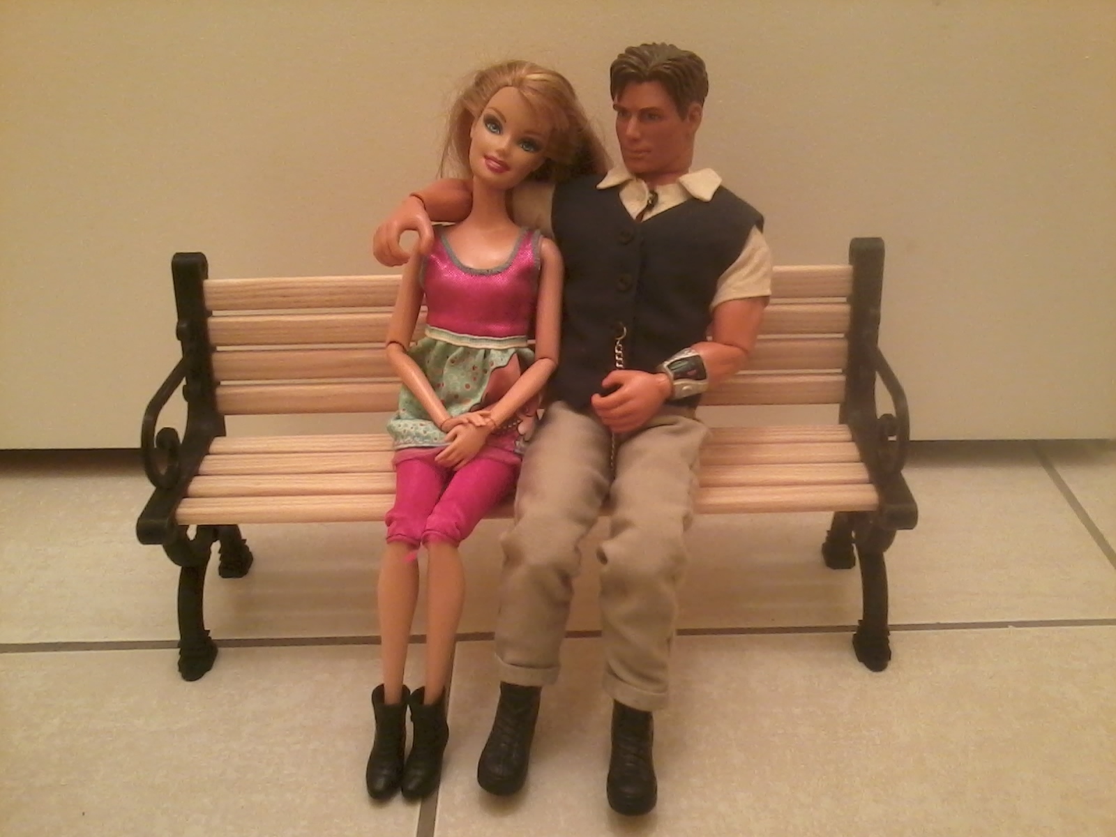 Fichier STL barbie scale bench 🎲・Idée pour impression 3D à télécharger ...