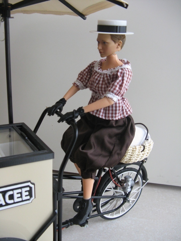 👩 1/6 animatronic woman (barbie scale)・ 3D File for ・Cults