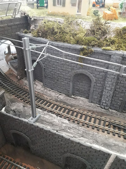 STL file Catenary 25kv pole and Ho lines 🏛️ (GCODE)・Model to download ...