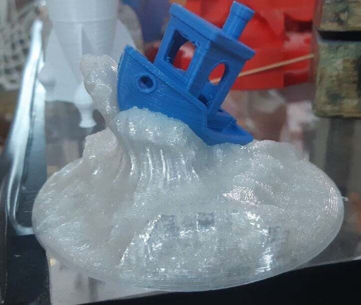 3D printing Benchy at Sea | Wave Display・Cults