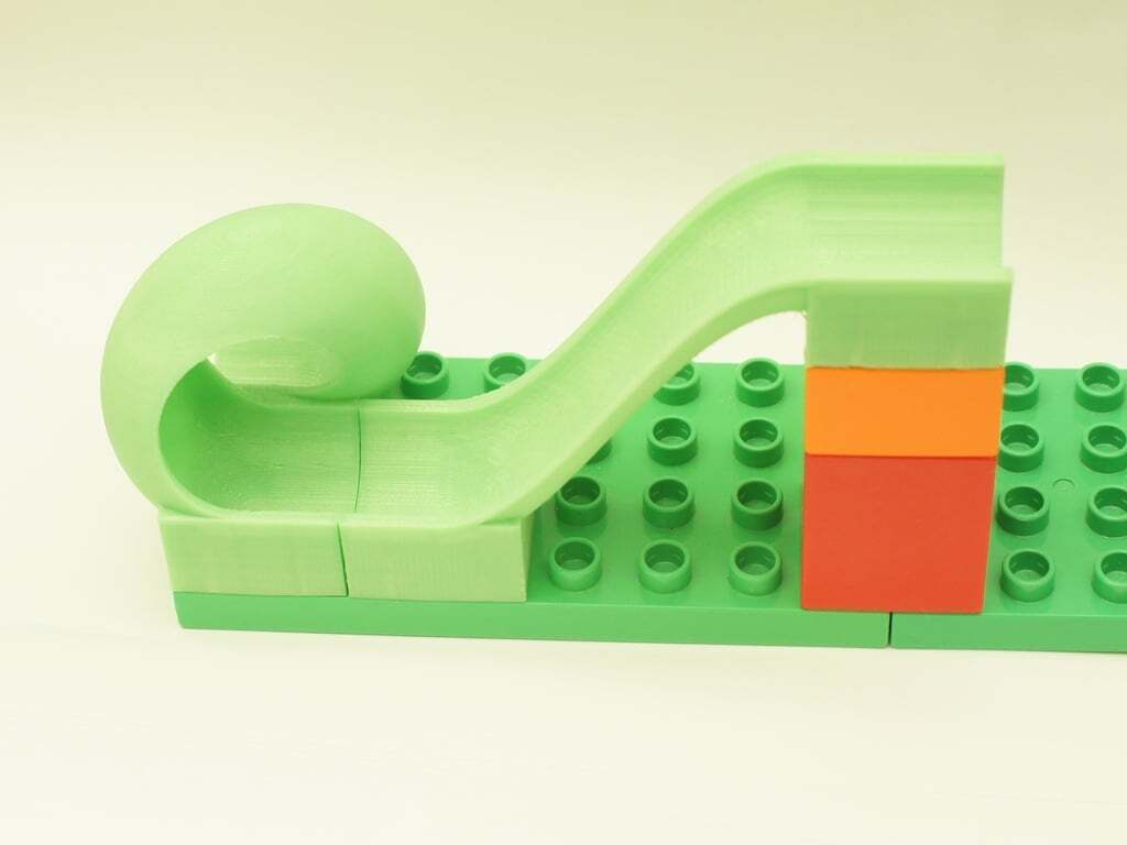 3D print Duplo/Hubelino compatible steep slim marble ramp・Cults
