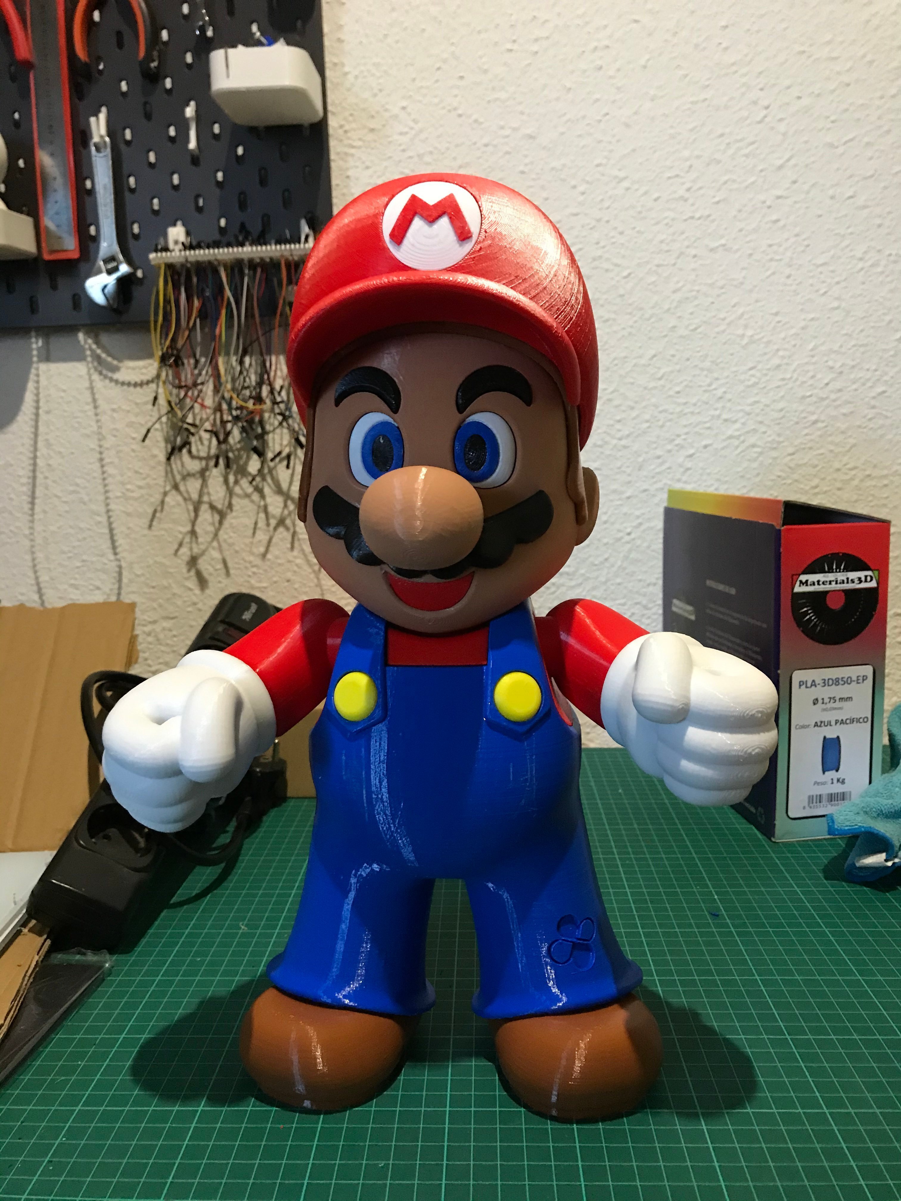 3D printed Super Mario scaled up to 390% - now are all parts printable ...