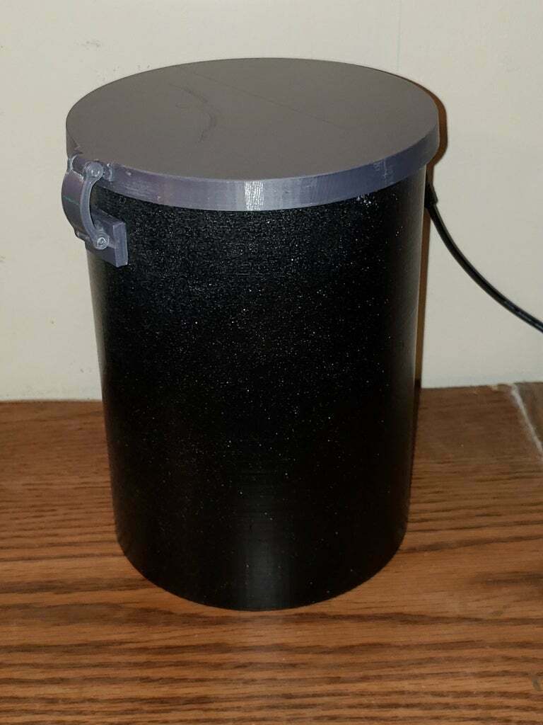 Free STL file Resin Curing Chamber With Lid 🔧 ・3D print model to ...