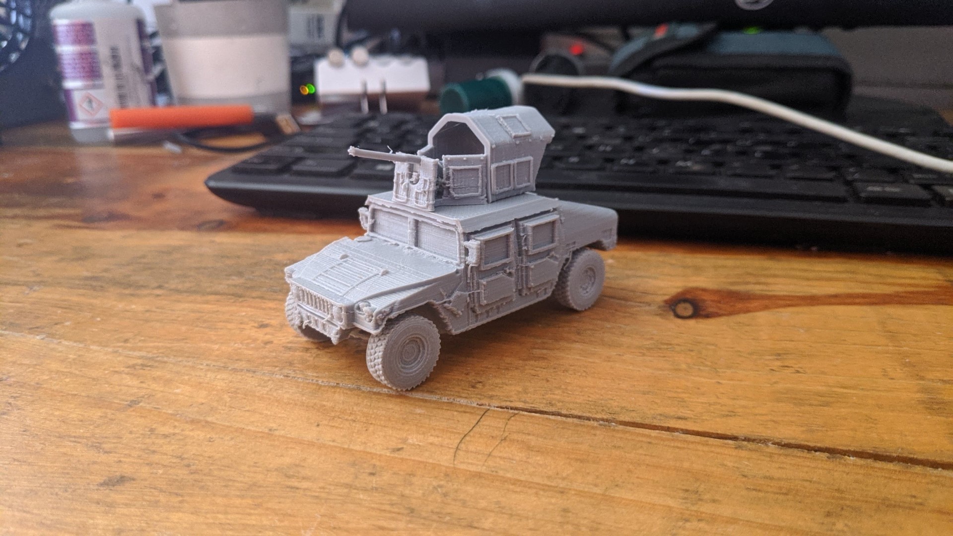 Fichier STL Véhicule militaire blindé Humvee 🎲 ・Plan à imprimer en 3D à ...