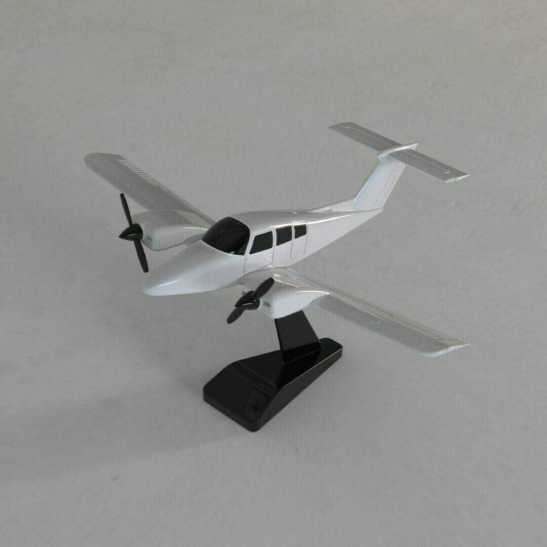 🛩️ Beechcraft Duchess Model 76・ 3D File for ・Cults