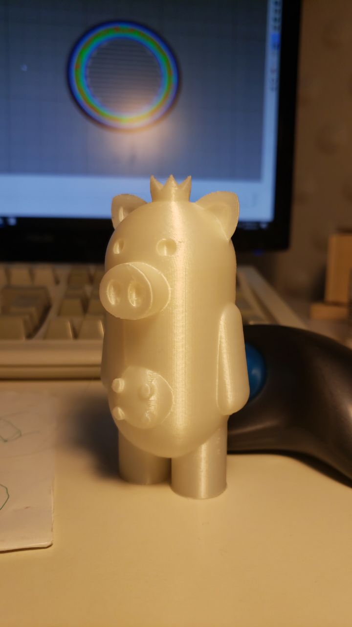 Free STL file Peer Pig (toy pig with udders and crown) 🐖 ・3D printer ...