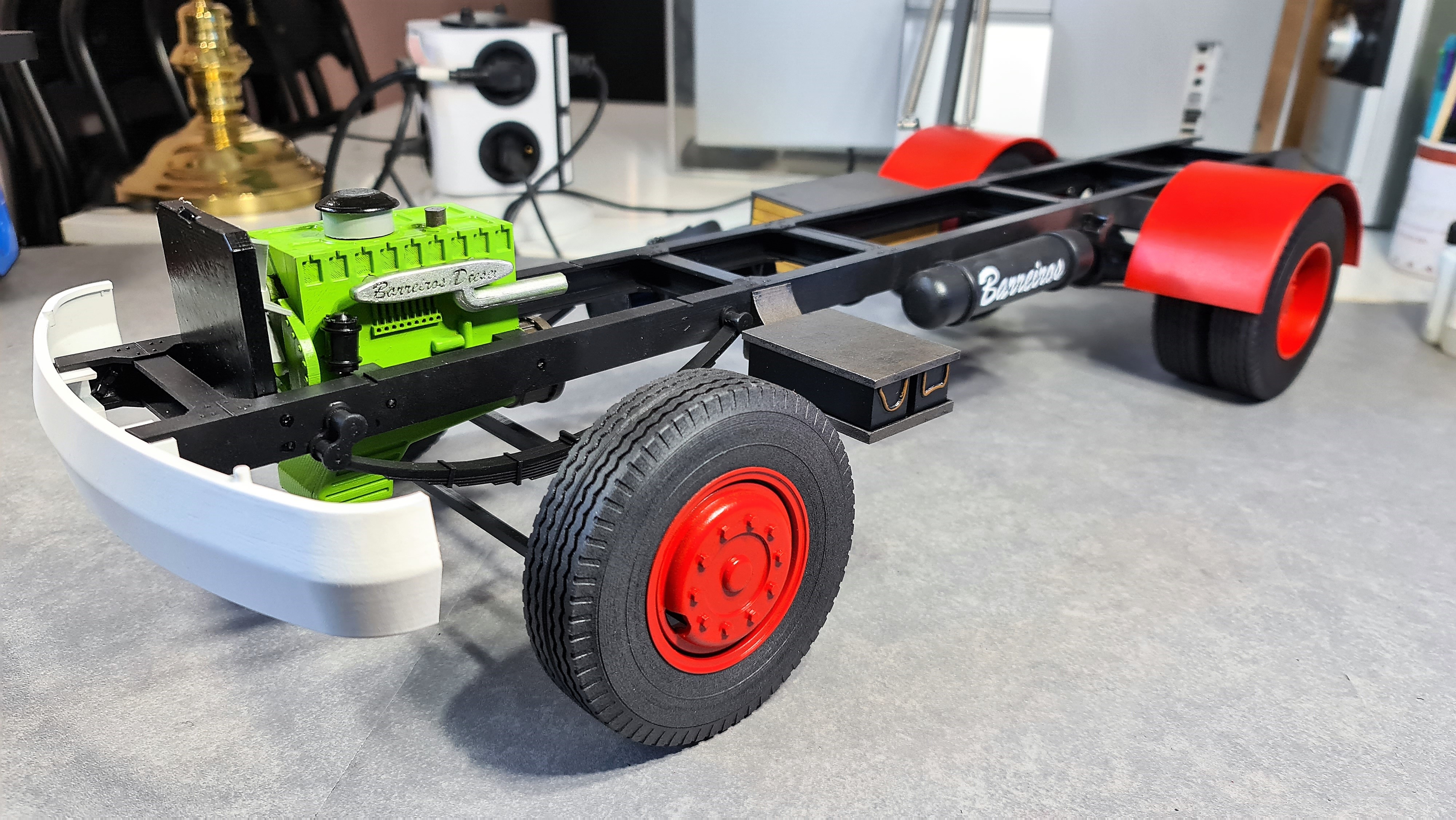 🚚 Barreiros "Vejete" Super Azor Gran Ruta 1/10・ STL File for 3D printing・Cults