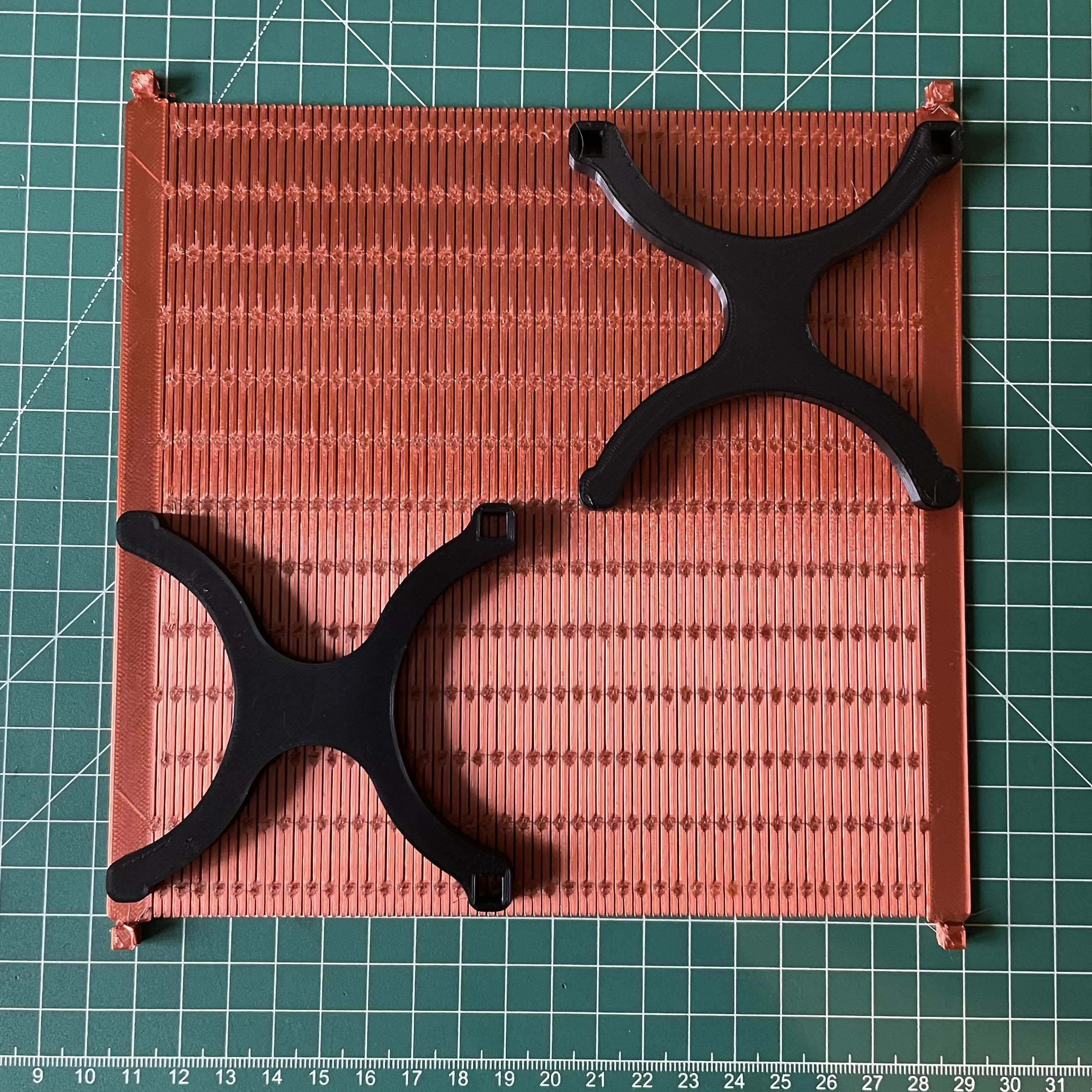 3D printed Flexible hammock style case • made with Prusa MK3S・Cults