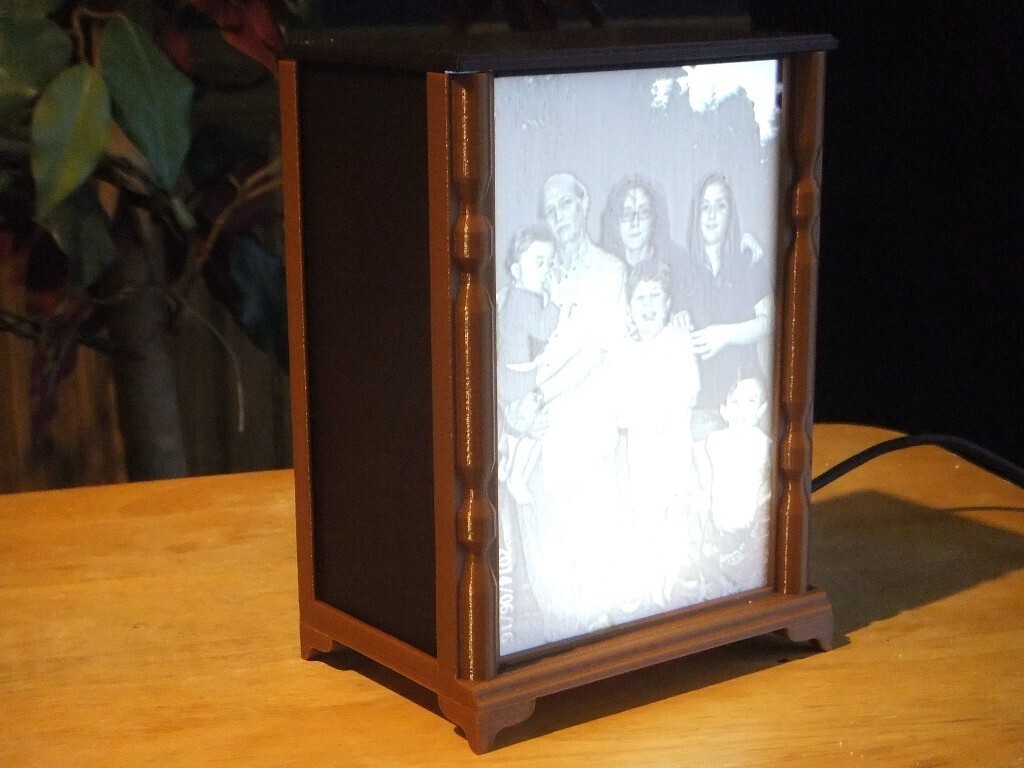 Free STL file Lithophane Display Case - Portrait Mode 🪑 ・3D printing ...