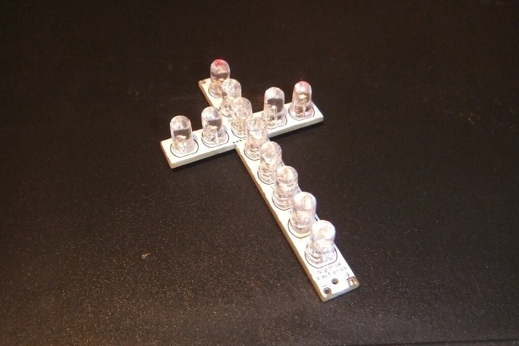 Free STL file vakits 5mm LED Cross Enclosure ・3D print design to ...