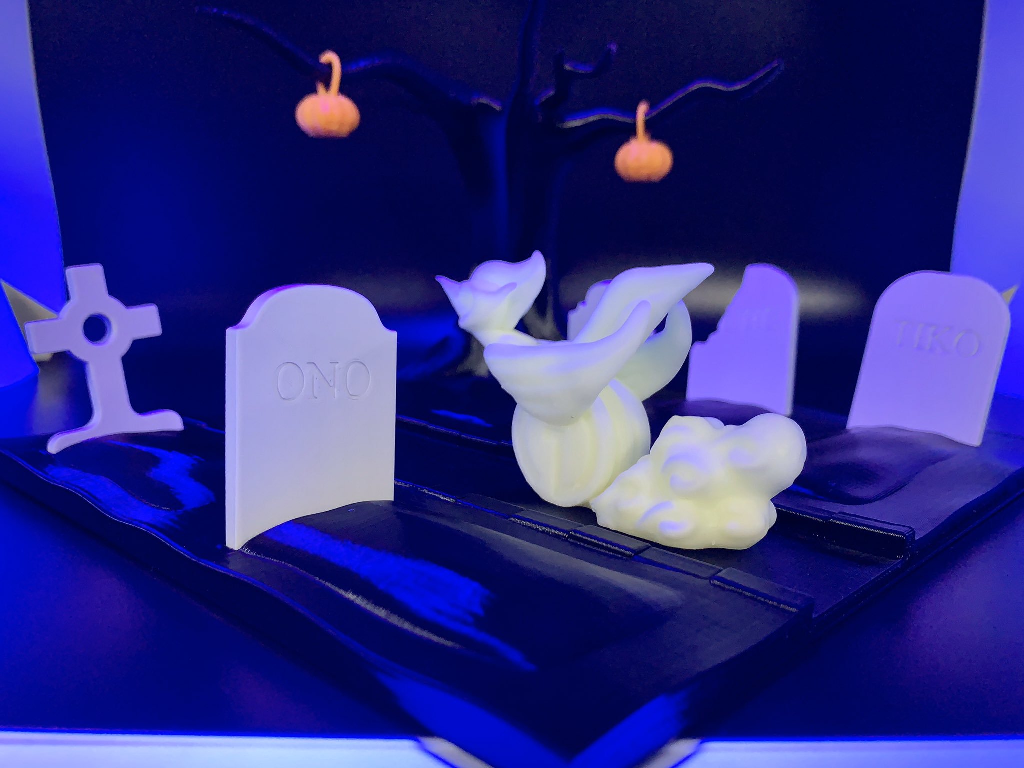 👽 The Graveyard・Free STL File for ・Cults