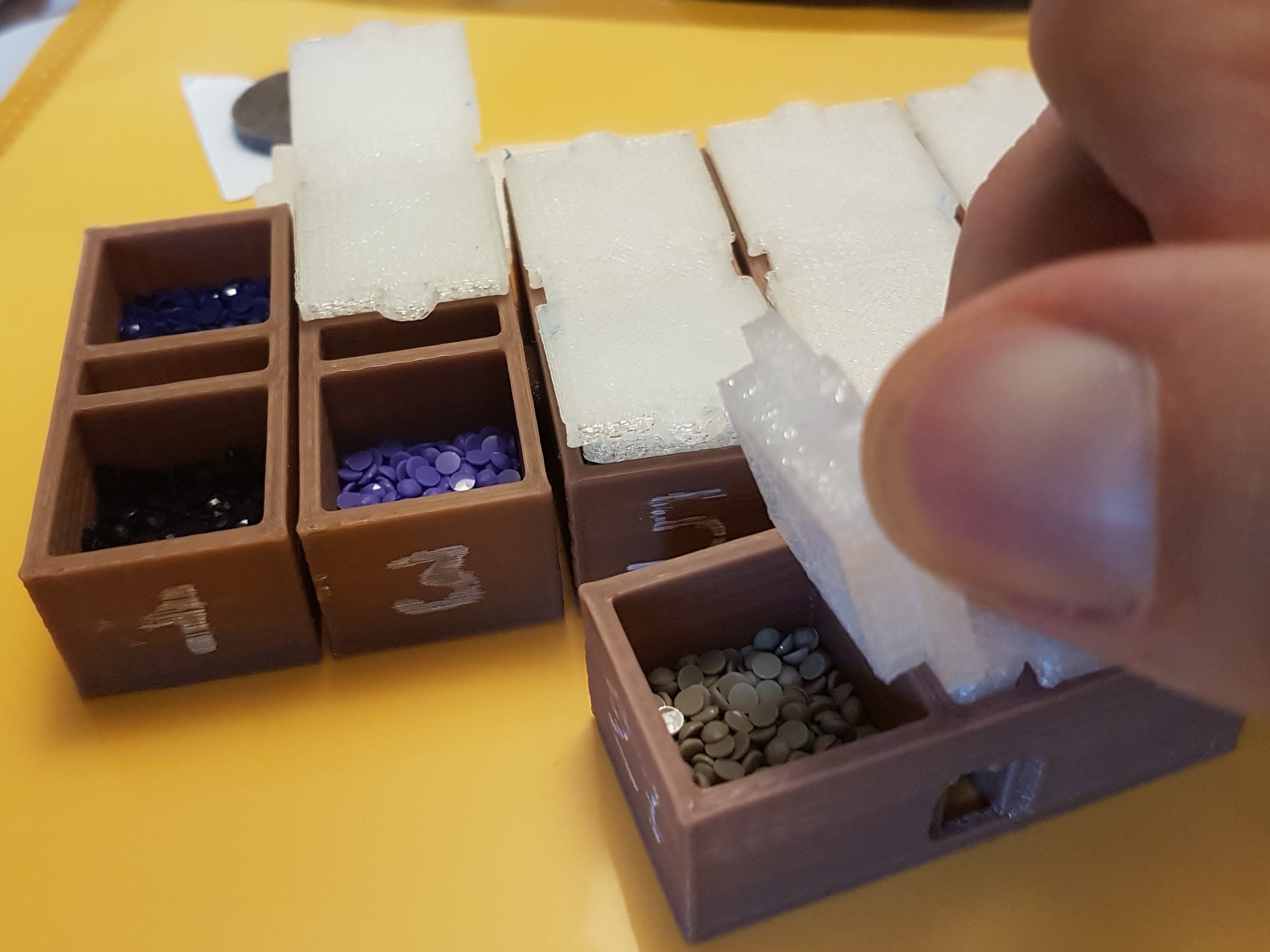 📦 Double box (PLA) with cover (TPU) for mini beads and board D5・Free ...