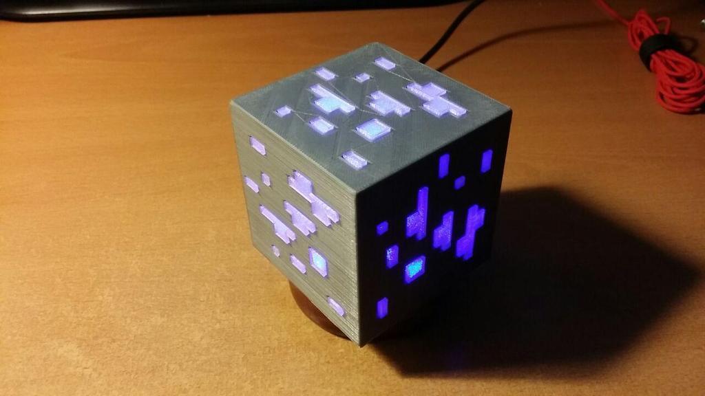 3D printed Minecraft diamond ore lamp・Cults