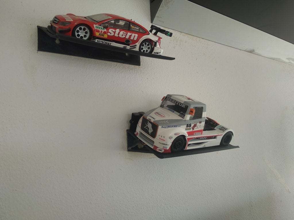 🚗 Slot Car Display Stand・Free STL File for ・Cults