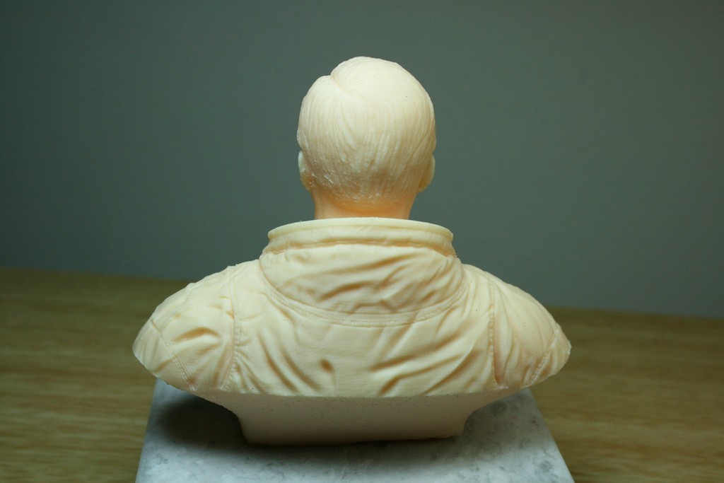 Free STL file Astronaut Bust 🧑‍🚀 ・3D print object to download・Cults