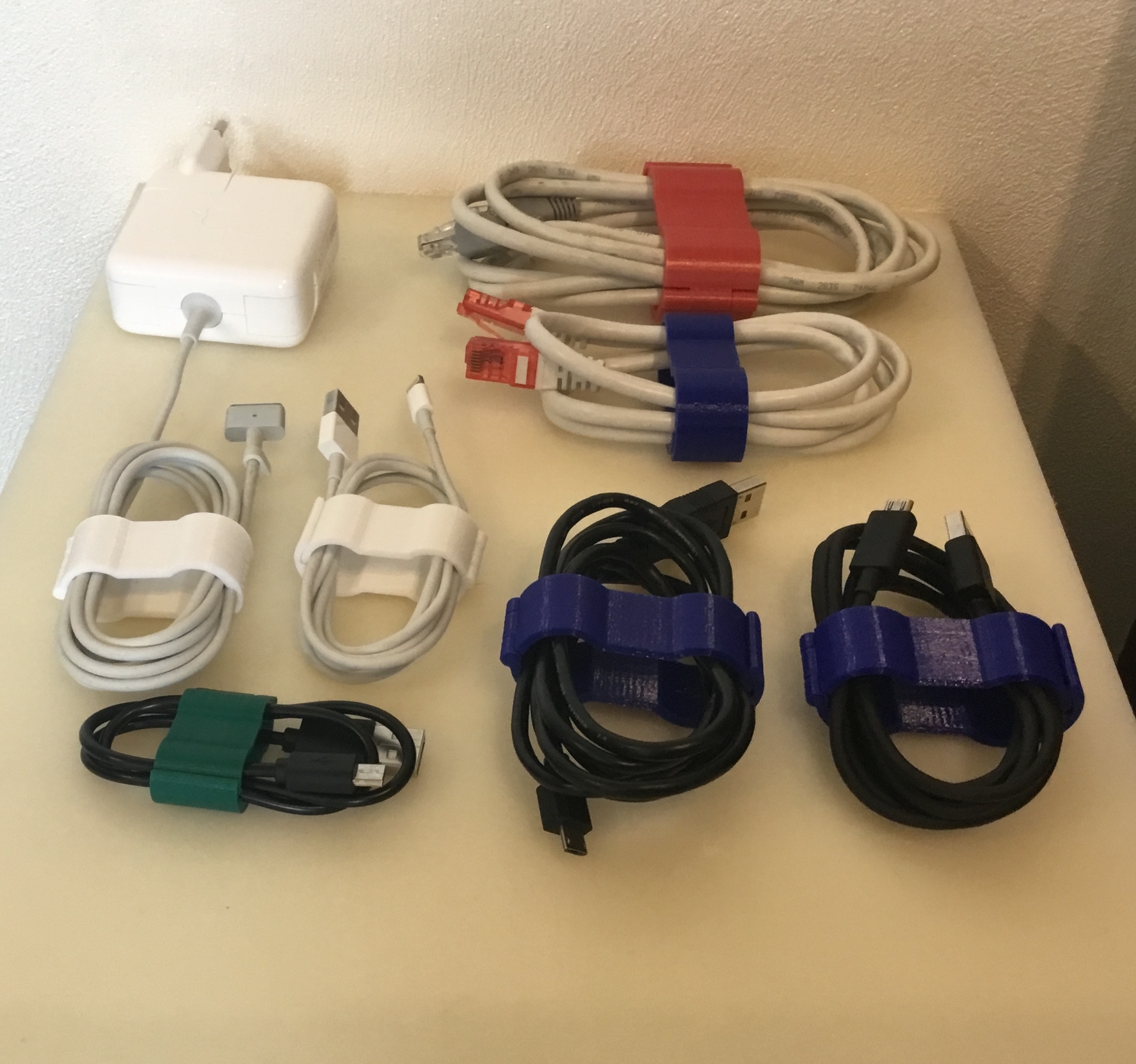 Free STL file CABLE CLIP / CABLE STORAGE 🔌・3D printable object to ...