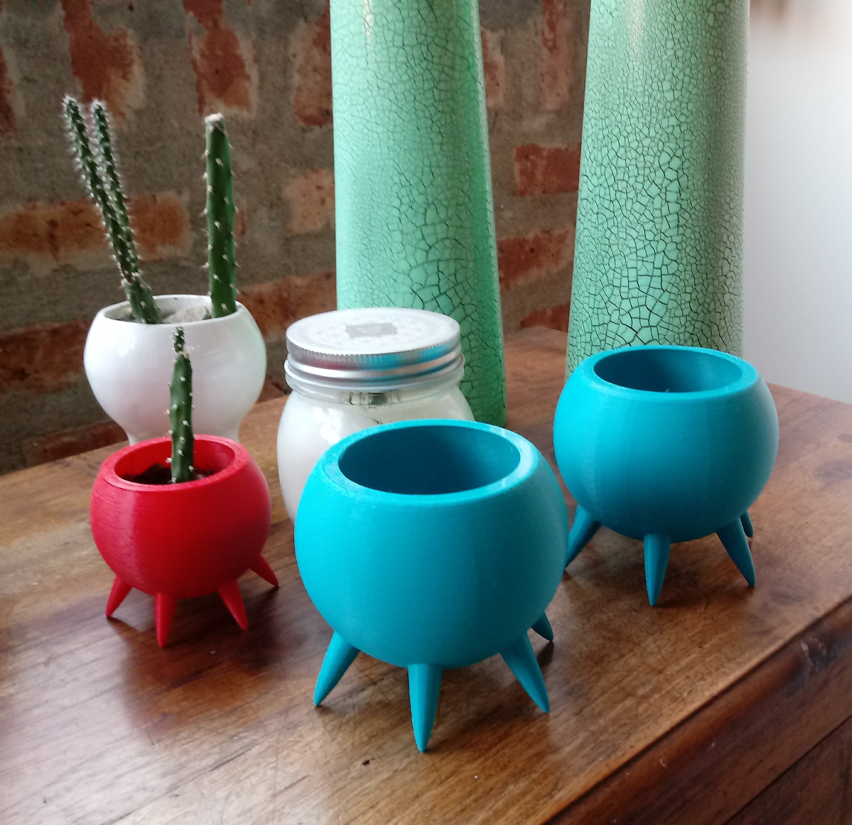 STL file Six leg cactus pot 🦵 ・3D printing design to download・Cults