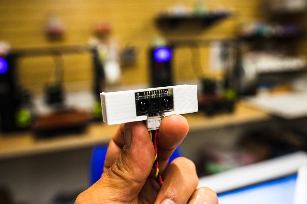 Free STL file Distance Sensor Mount for Hummingbird Robotics 🧞‍♂️ ・3D ...