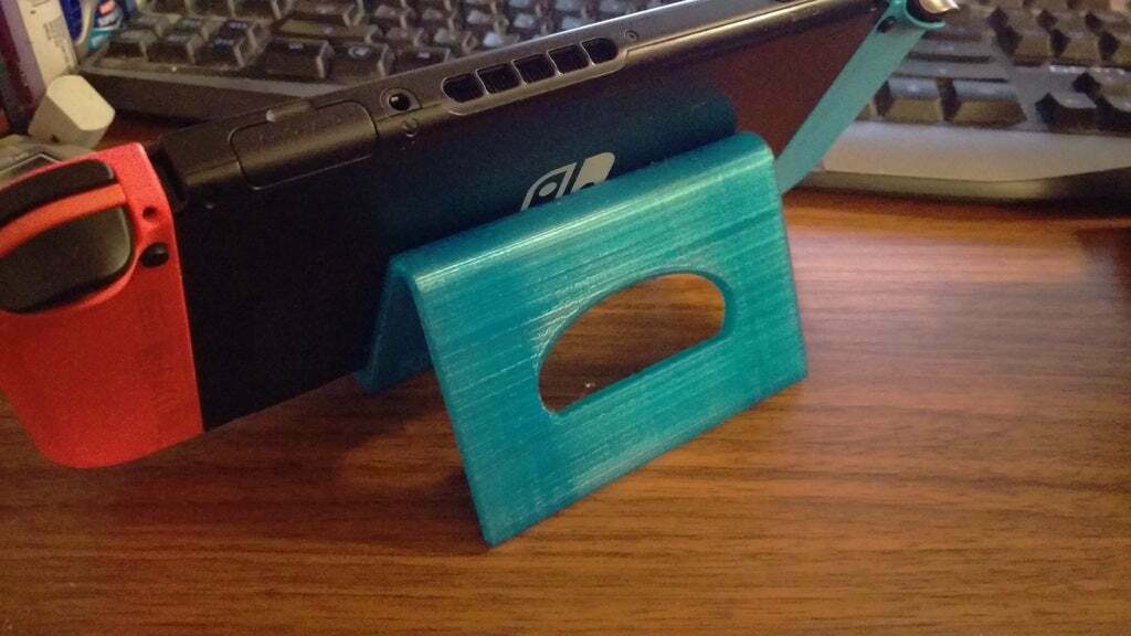 🎮 Nintendo Switch Stand with vents and handhold・Free STL File for ・Cults